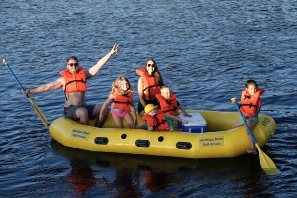 Sacramento Best Rafting company - Tubing Rentals in Sacramento | Raft ...