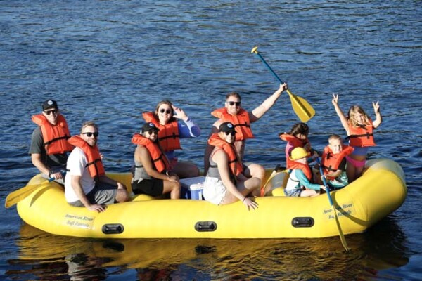 Sacramento Best Rafting company - Tubing Rentals in Sacramento | Raft ...