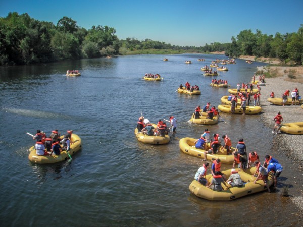 Sacramento Best Rafting company - Tubing Rentals in Sacramento | Raft ...